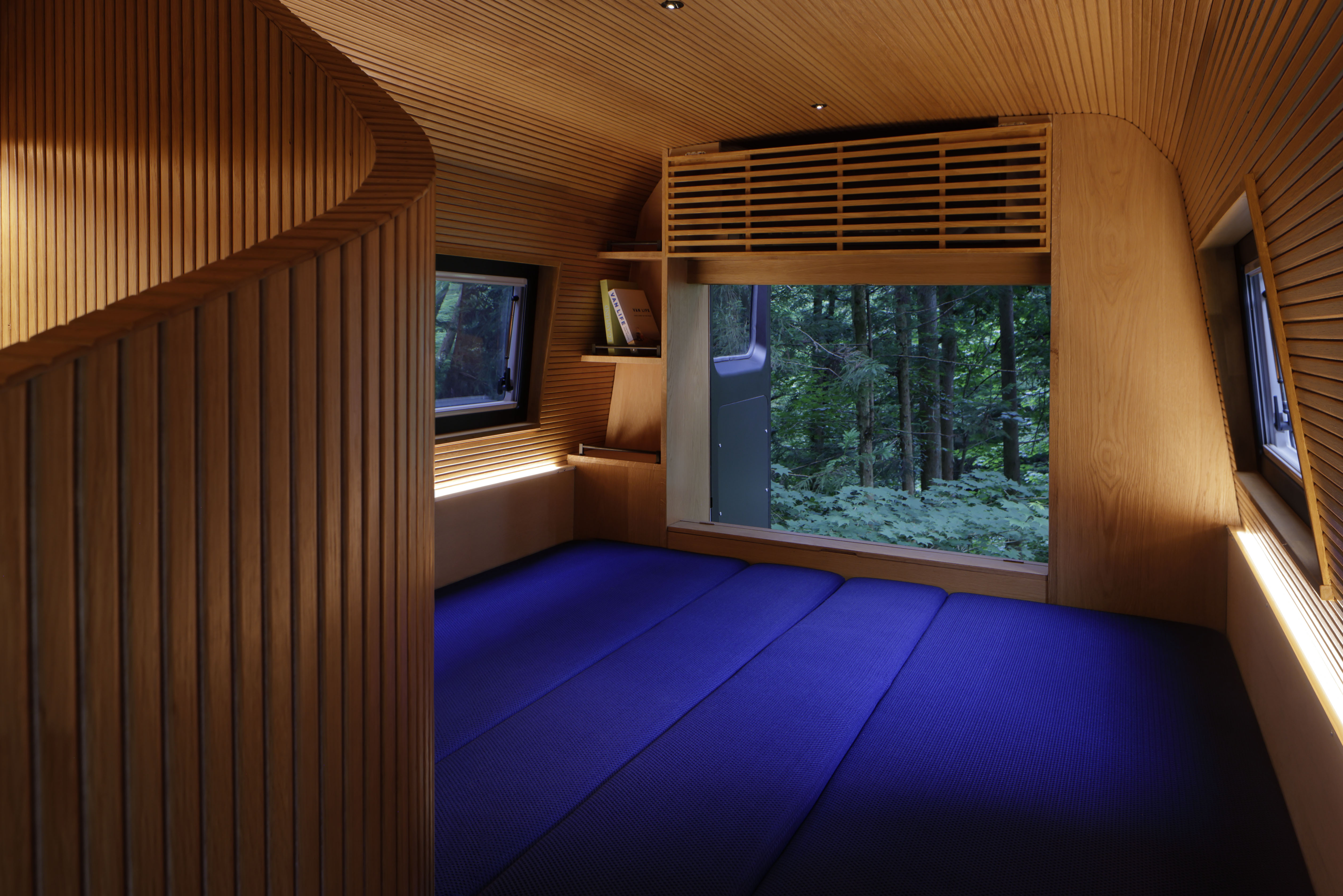 iF Design - Mobile-Bus-Office