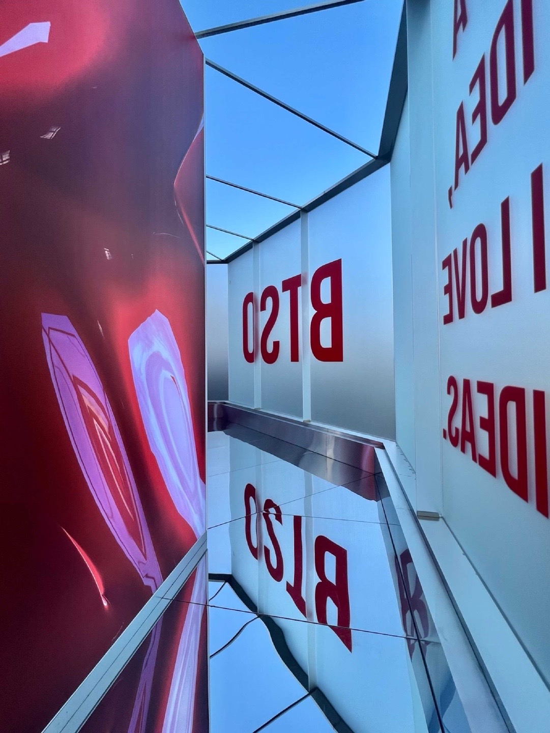 iF Design - BORN TO STAND OUT