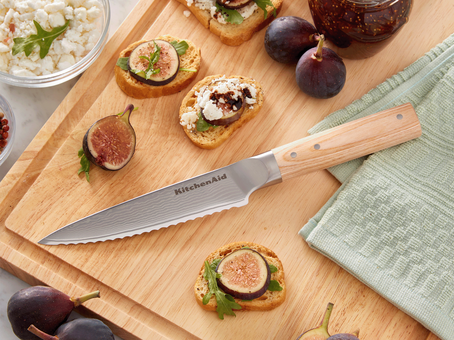 iF Design - KitchenAid Damascus Knives