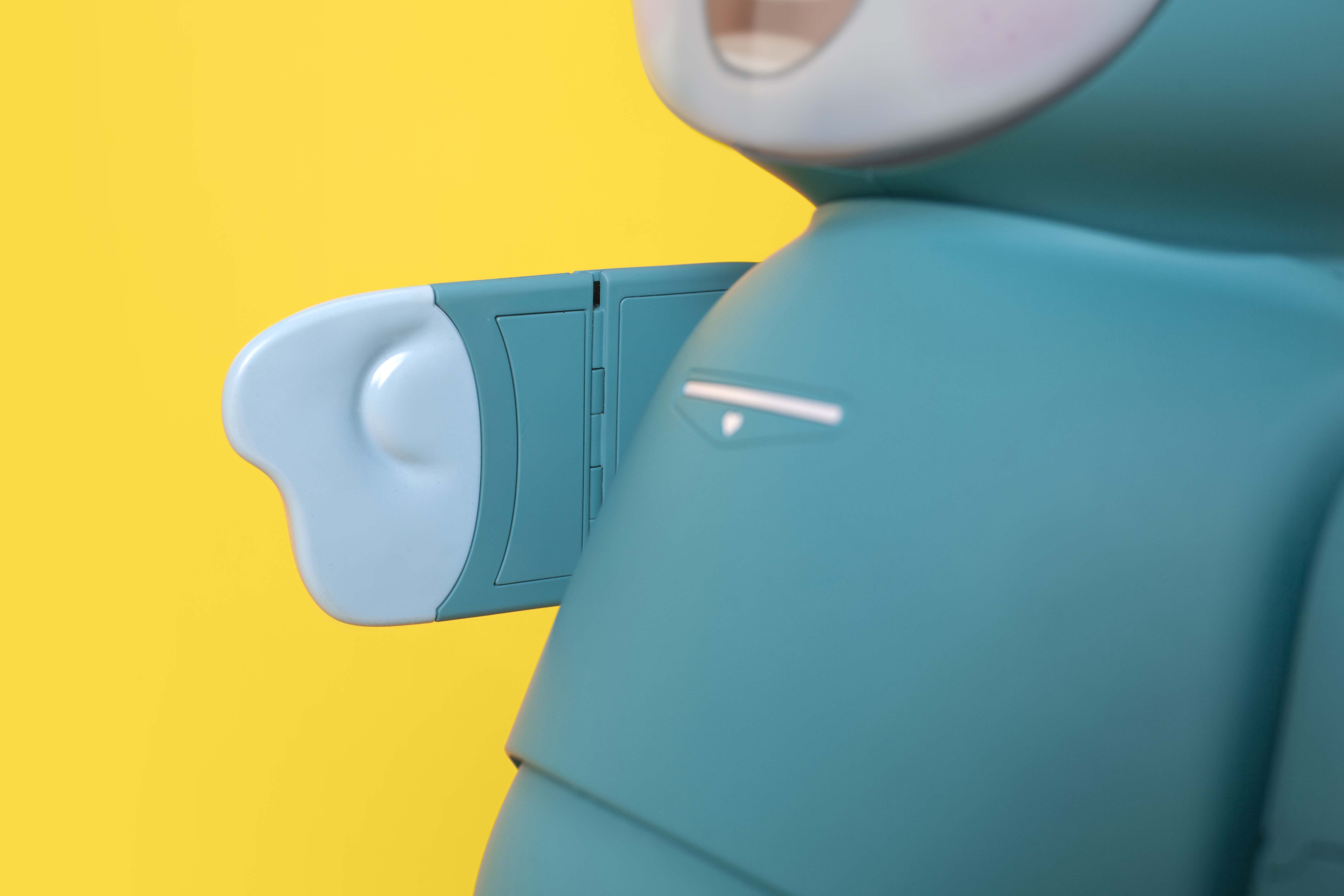 iF Design - Moxie, A Revolutionary Child Development Robot