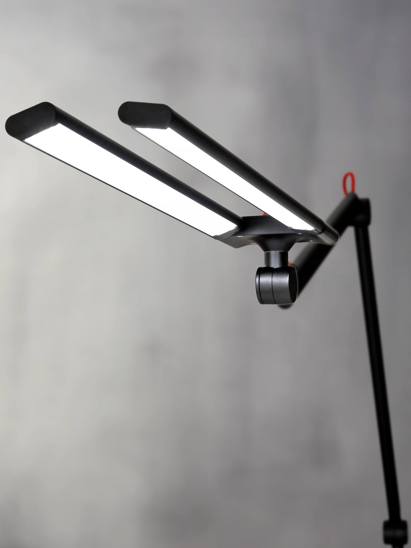 iF Design - REDGRASS R9 DESK LAMP SERIES