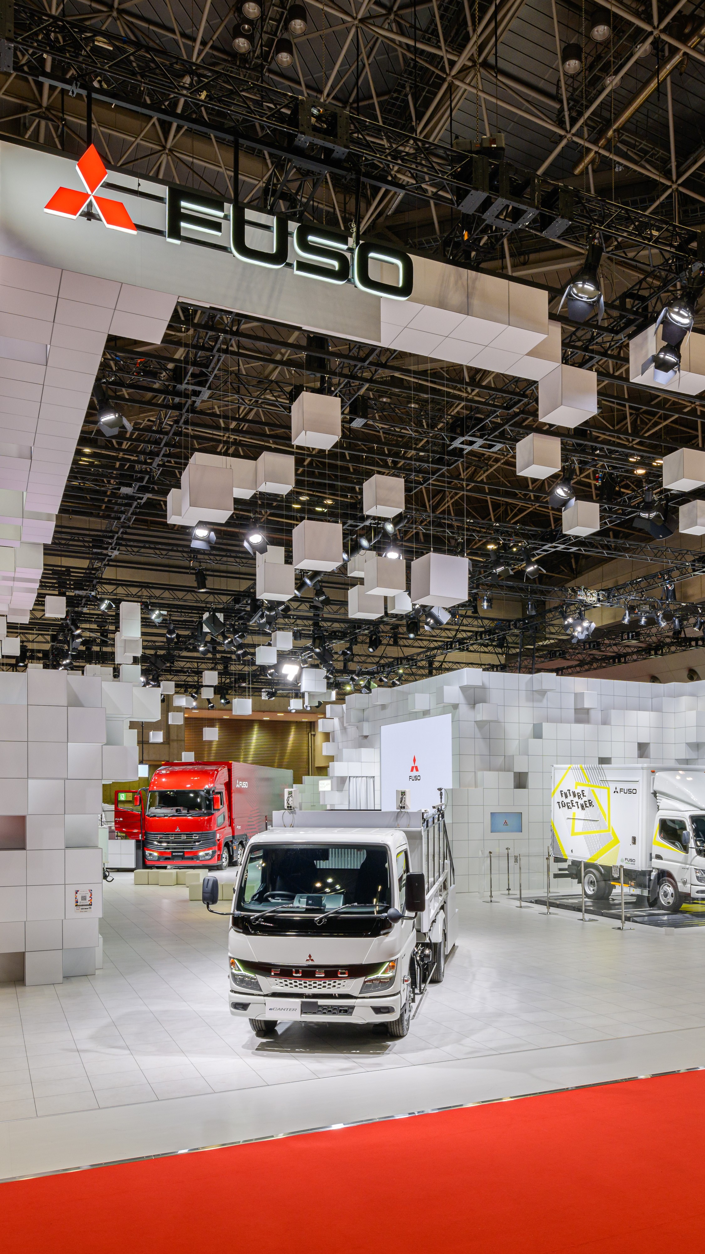 iF Design - JMS 2023 Mitsubishi Fuso Truck and Bus Booth