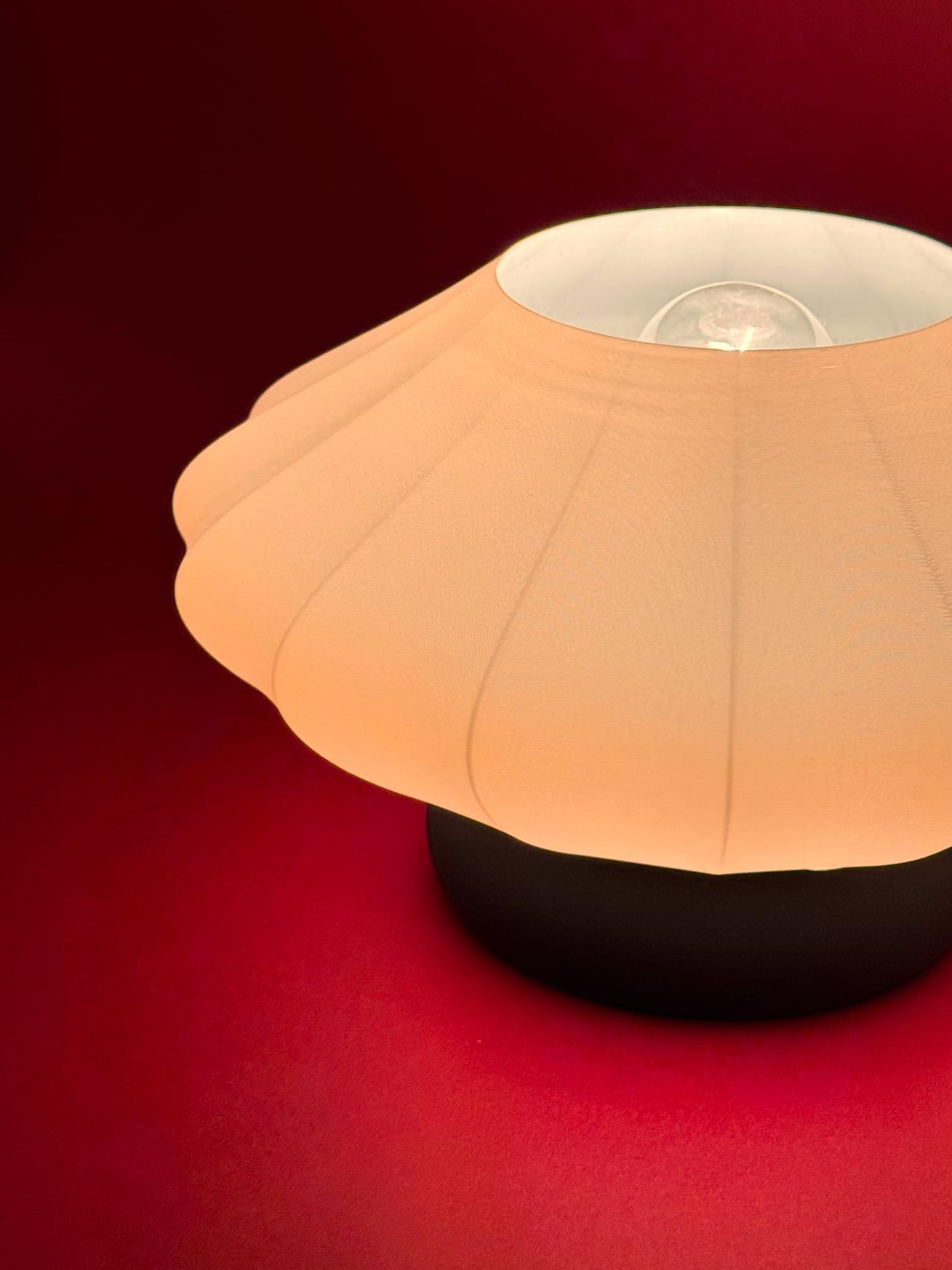 iF Design - Maju Lily Lamp