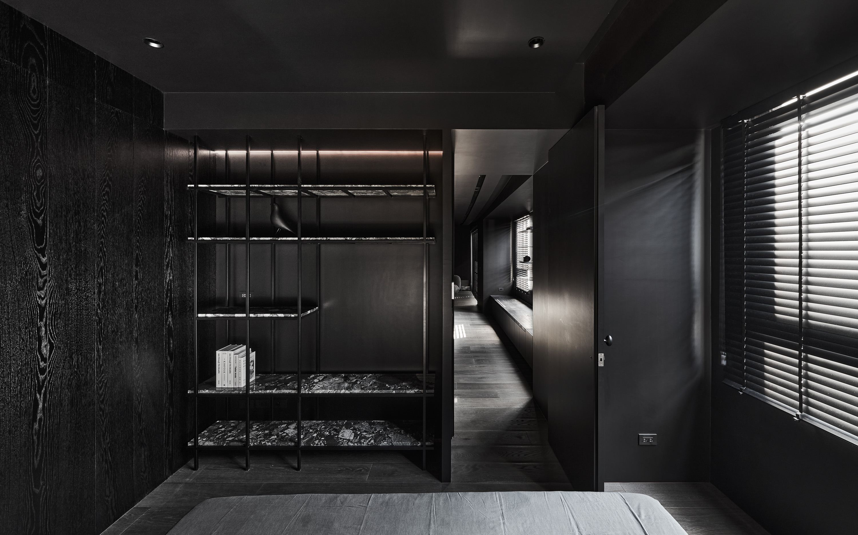 iF Design - Light and Dark