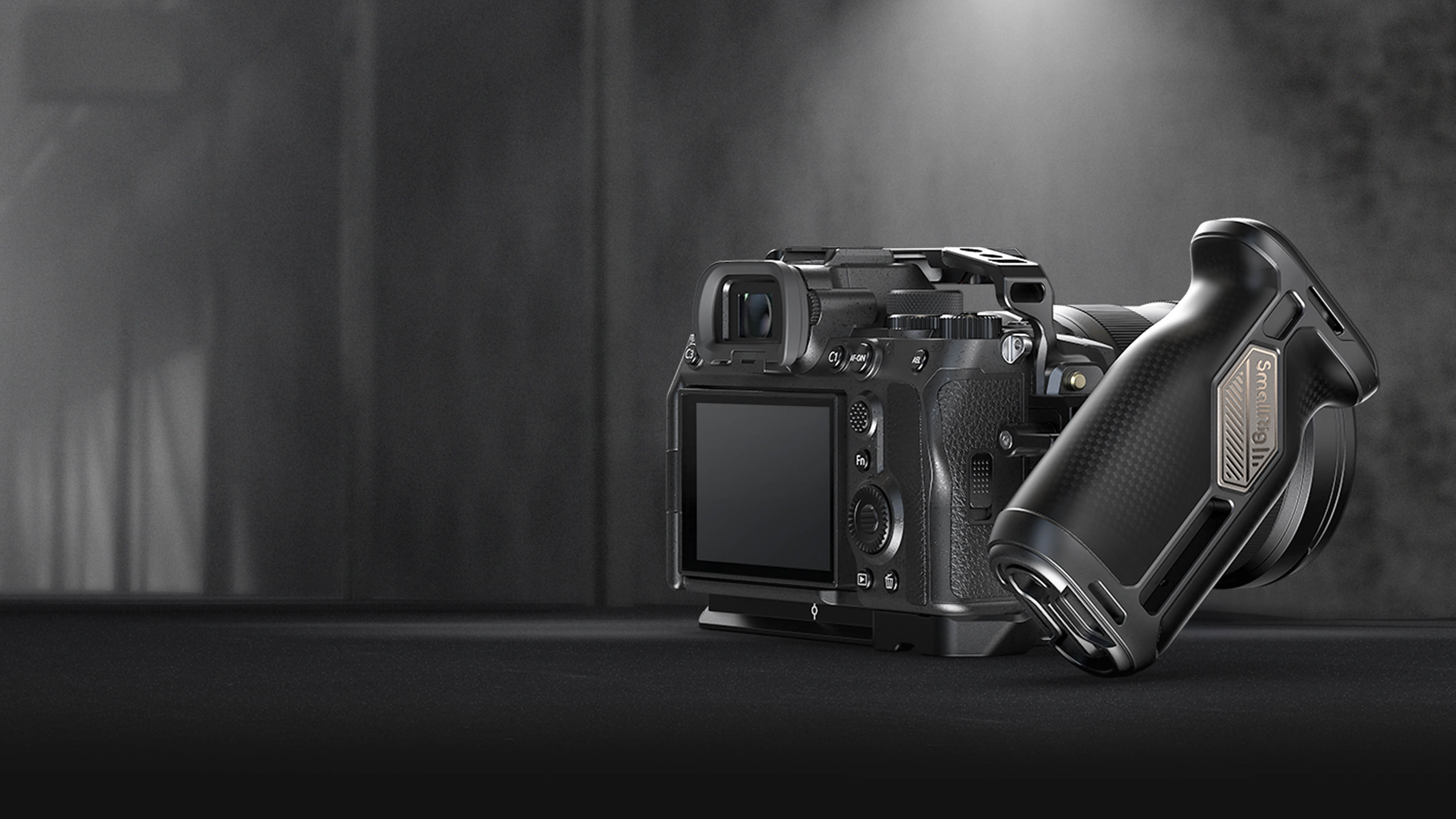 iF Design - SmallRig Universal Rotating NATO Side Handle