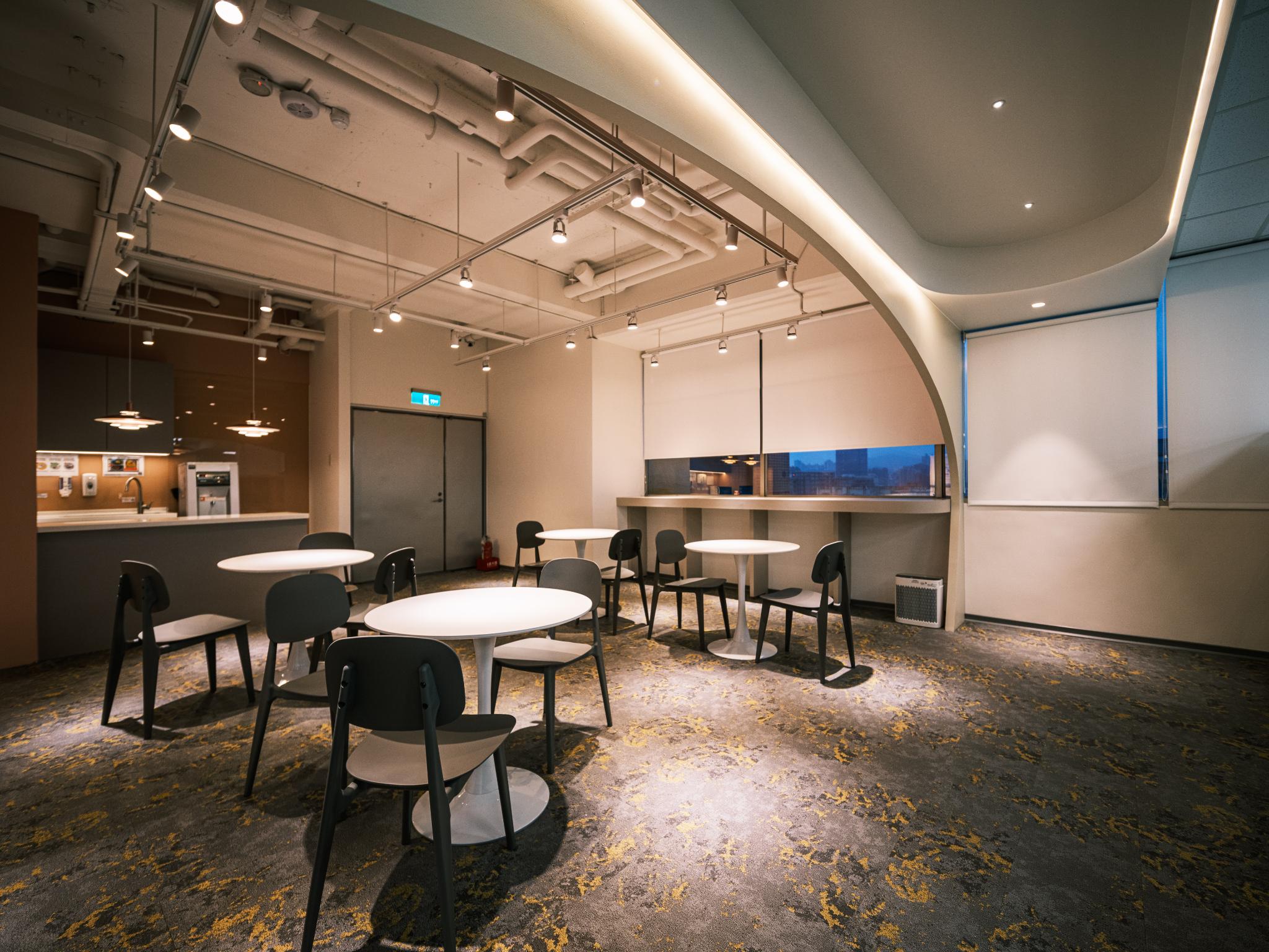 iF Design - 104 Group Headquarter Office Design